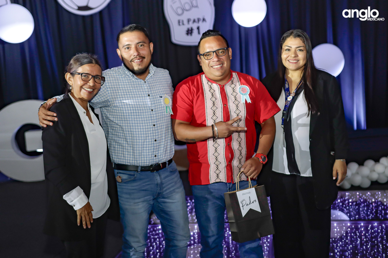 COLEGIO ANGLO MEXICANO DE COATZACOALCOS-MEXICO- VERACRUZ-ESCUELA PRIVADA-DIA DEL PADRE ...